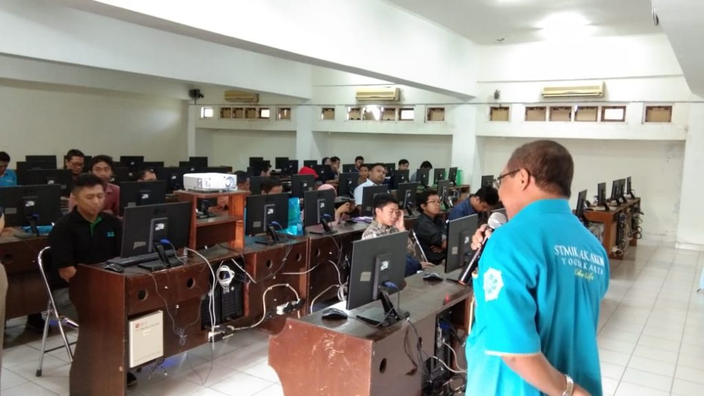 Workshop Big Data Analitycs | Universitas Teknologi Digital Indonesia Workshop Big Data Analitycs | Universitas Teknologi Digital Indonesia